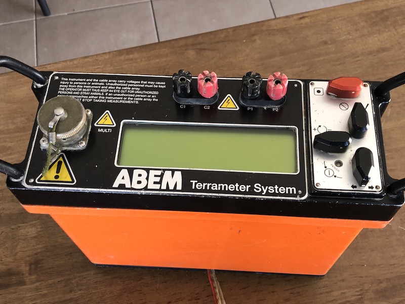 Electrical Resistivity Tomography ERT Induced polarisation IP Imaging