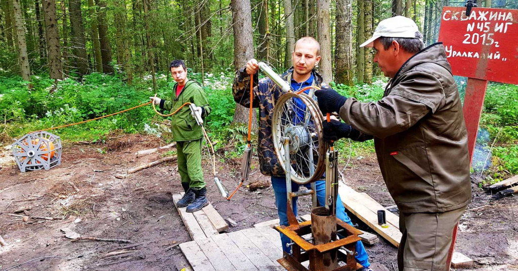 3C three-component borehole seismic geophone for VSP vertical seismic